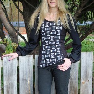 Women’s Royal Tee XS-5X – LittleKiwisCloset